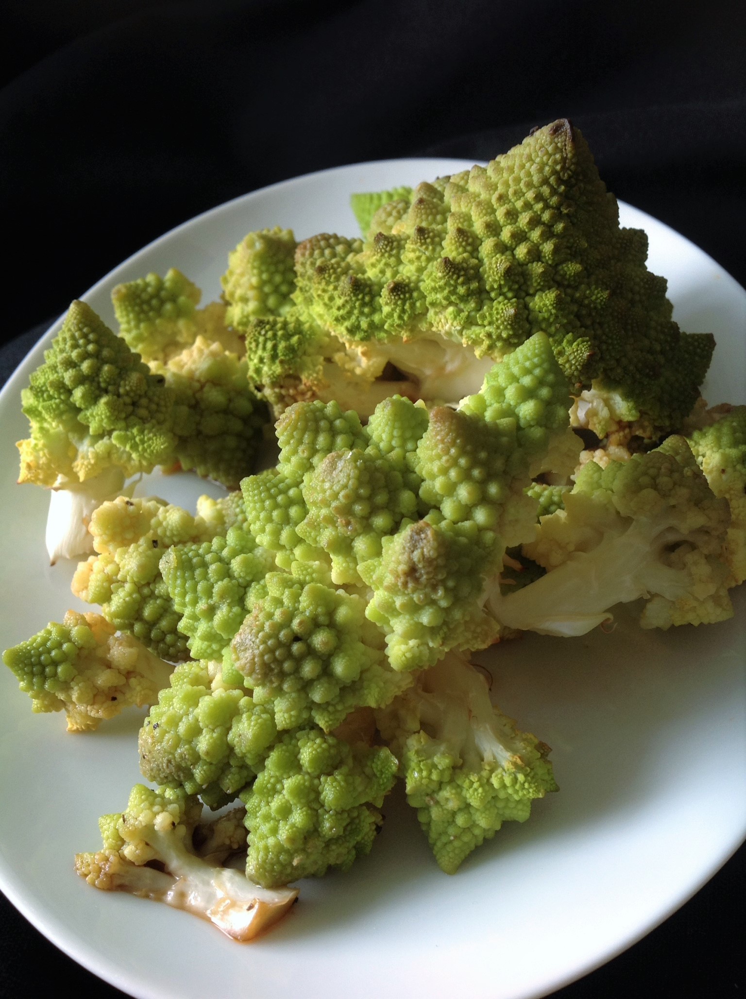 Romanesco: A Beautiful Natural Fractal and Basic Oil-Free Roasting ...